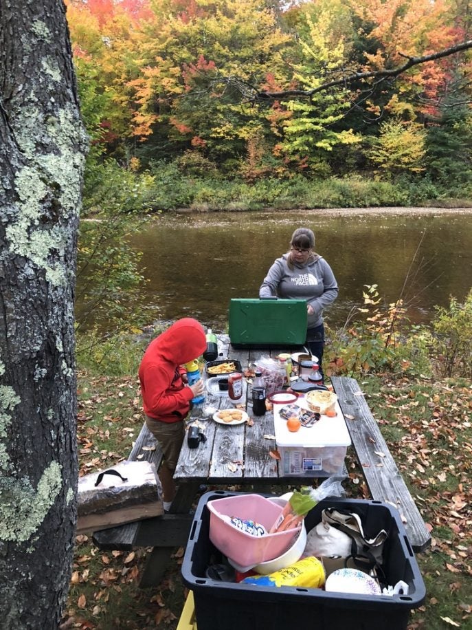 Thanksgiving Camping Tips for Feasting in the Great Outdoors