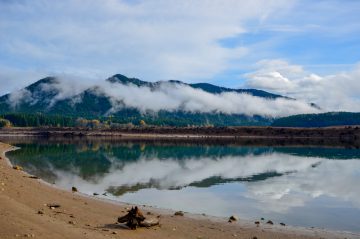 Skip the Coast and Visit These 10 Lake Camping Destinations in Oregon