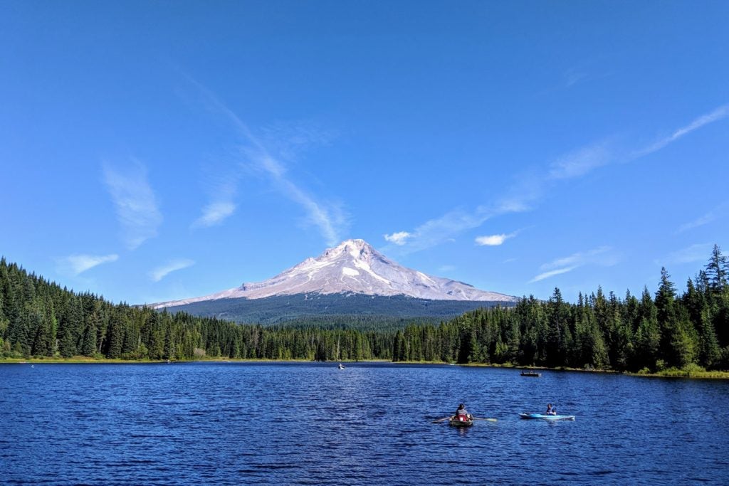 Skip the Coast and Visit These 10 Lake Camping Destinations in Oregon