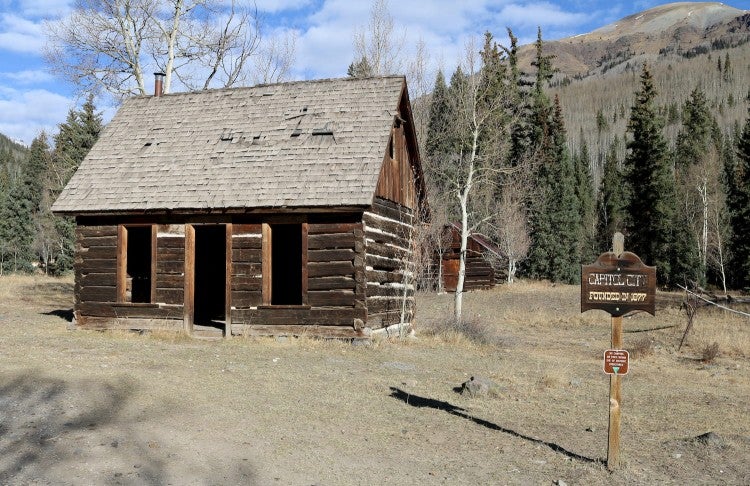 These Colorado Ghost Towns Show You The State’s Wild West History
