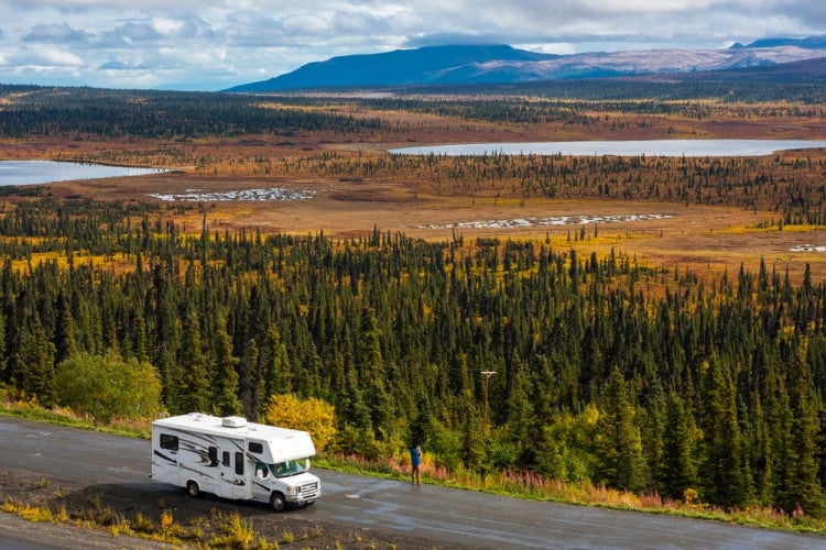 How to Get Comfortable Driving Your RV For Your Next Big Trip