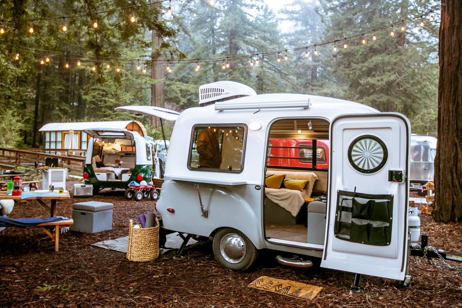 Bring Back Retro Camping With These 8 "Vintage" Campers